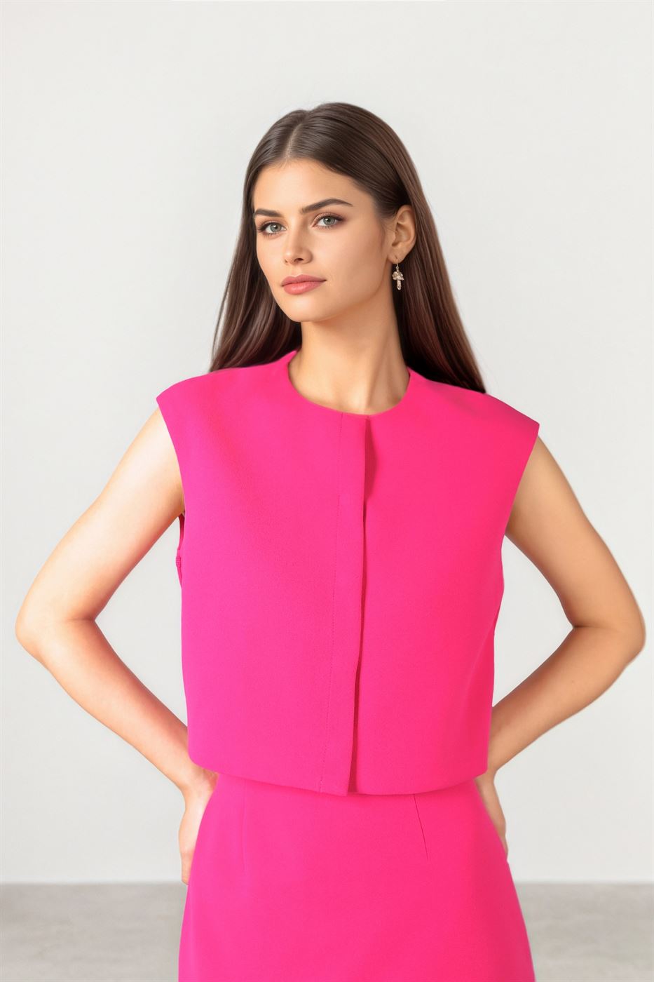 FUSCHIA ROUNDED NECKLINE VEST - Femi9 EG